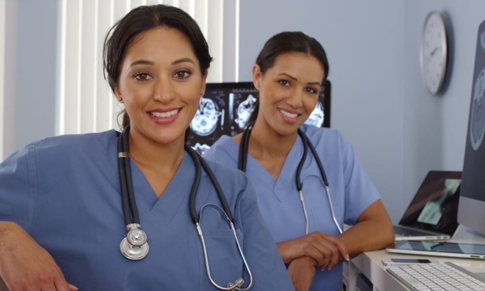 Pros & Cons of Travel Radiology Tech Careers